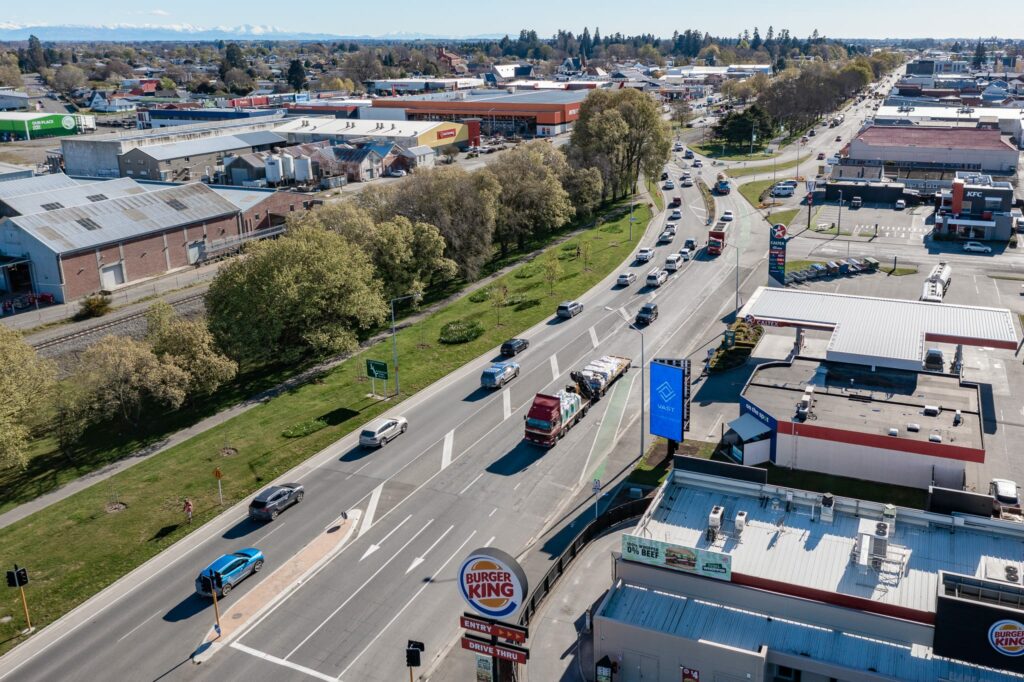 SH1 Ashburton | Sign Advertising | New Zealand | VAST Billboards