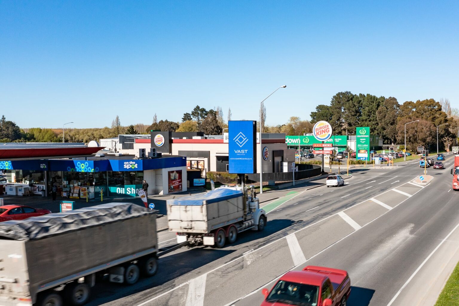 SH1 Ashburton | Sign Advertising | New Zealand | VAST Billboards